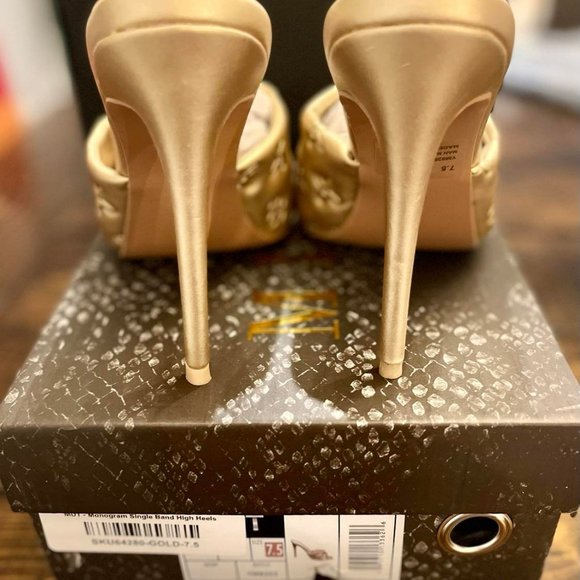MDT | Shoes | Nwtmdt Designer Inspired Monogram High Heelsgoldfits Sz 7 ...